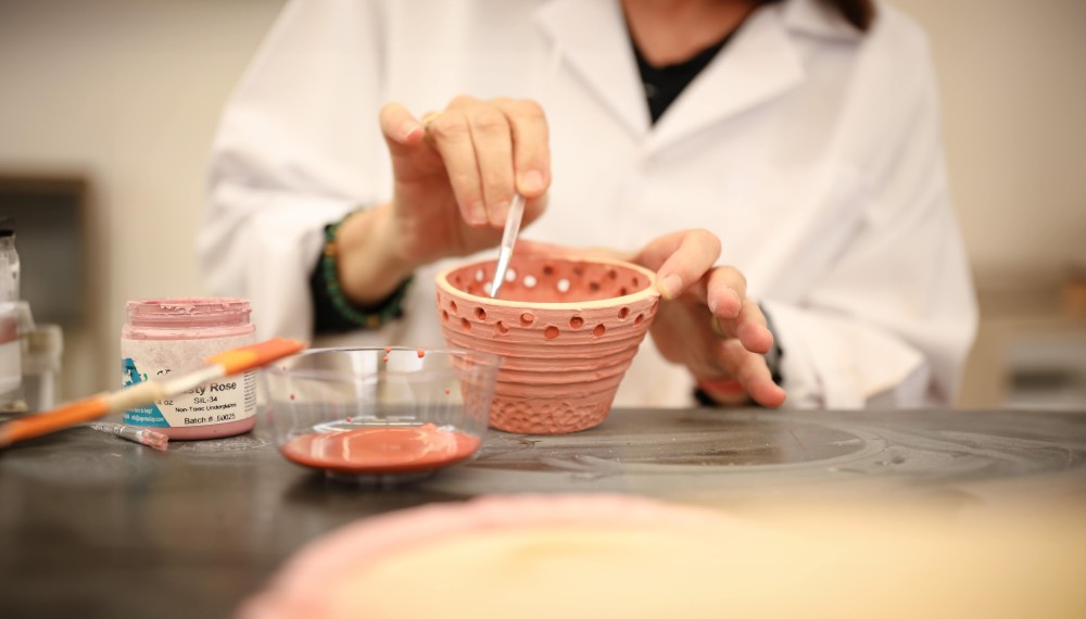 Introduction to Ceramics and Glazing | Ithra