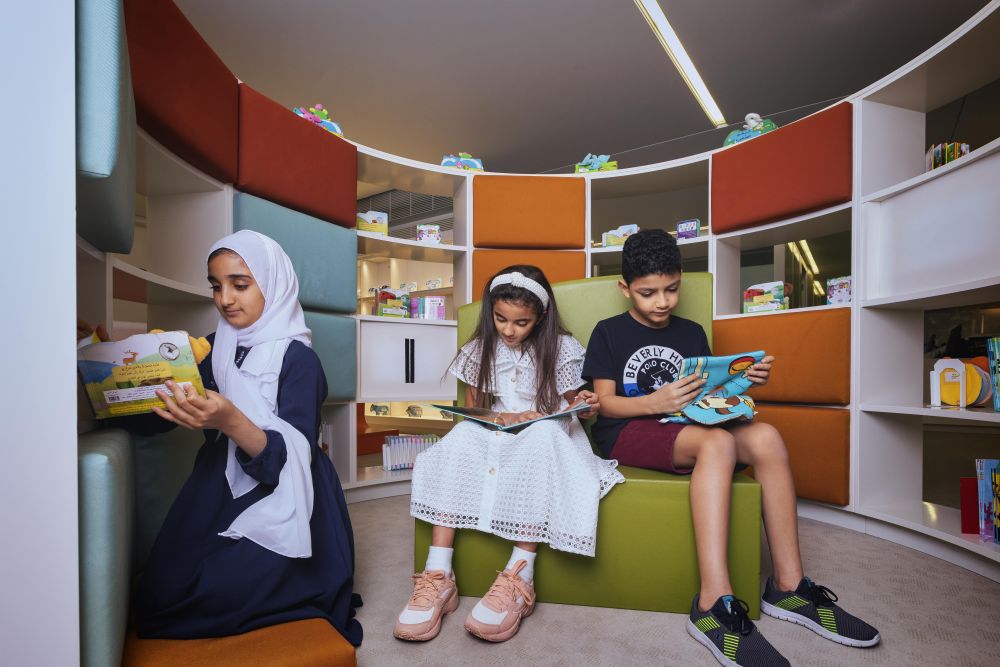 Snowing in the Library (English) | Ithra